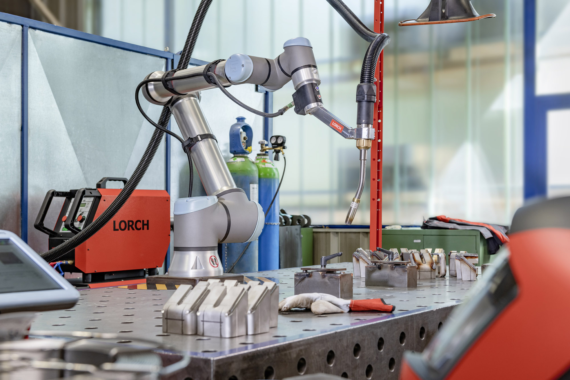 The Lorch Cobot Welding Solutions UR10e MIG-MAG